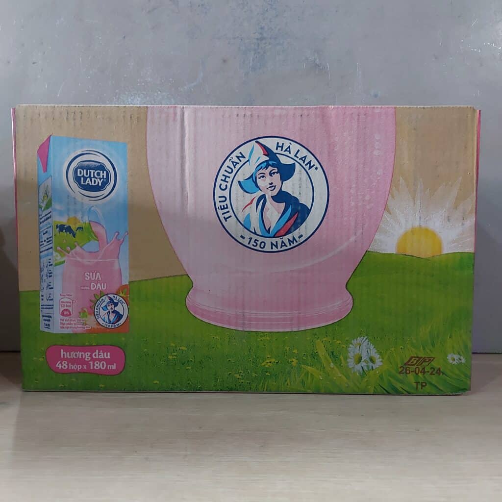 Dutch Lady UHT Strawberry Flavored Milk Box 180mlx48 Wholesale Exporter ...
