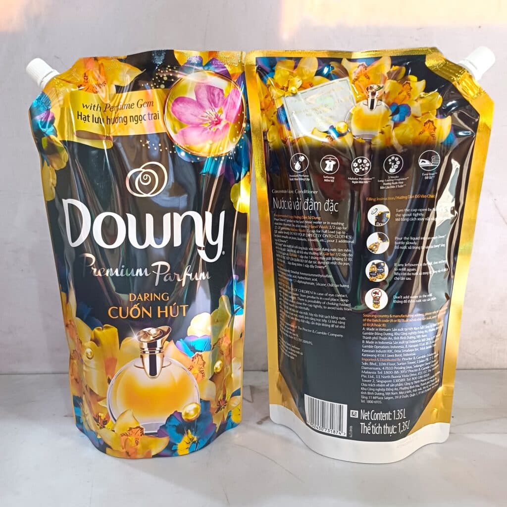 Downy Fabric Softener Conditioner Premium Perfume Daring 1.35L X 9 ...