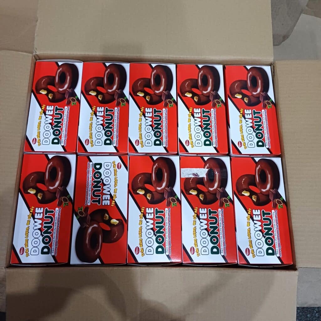 Doowee Donut Socola Dipped 300g Wholesale Exporter » FMCG Viet